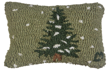 Hooked Pillows – Chandler 4 Corners